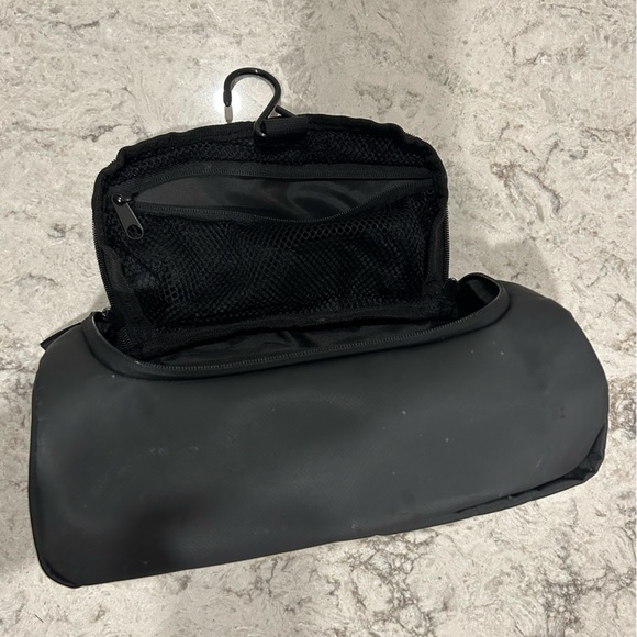 Nomatic | Bags | Nomadic 4l Travel Bag | Poshmark